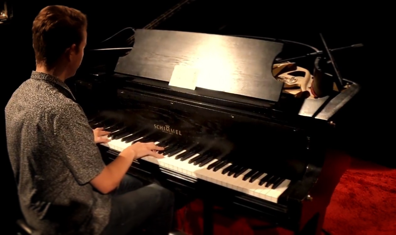 My Wedding Pianist.Com – Northwest Based Wedding Pianist